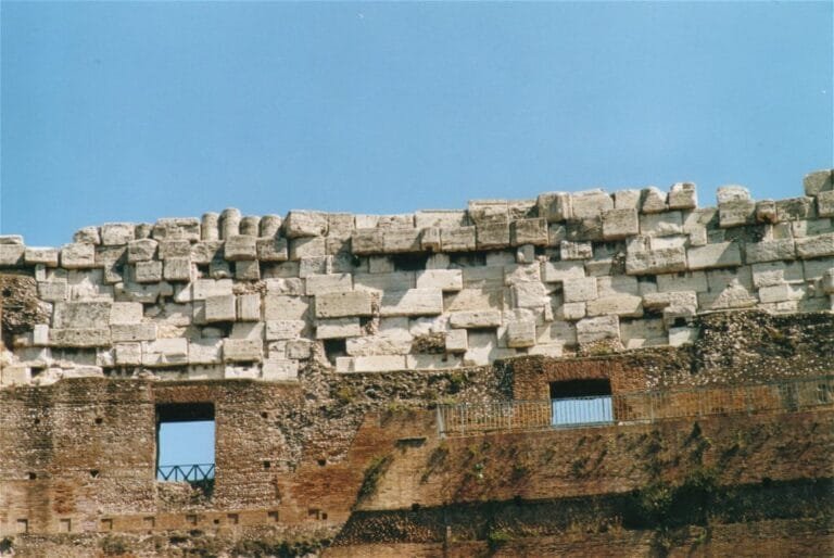 Building the amphitheatre – The Colosseum.net – The resourceful site on ...